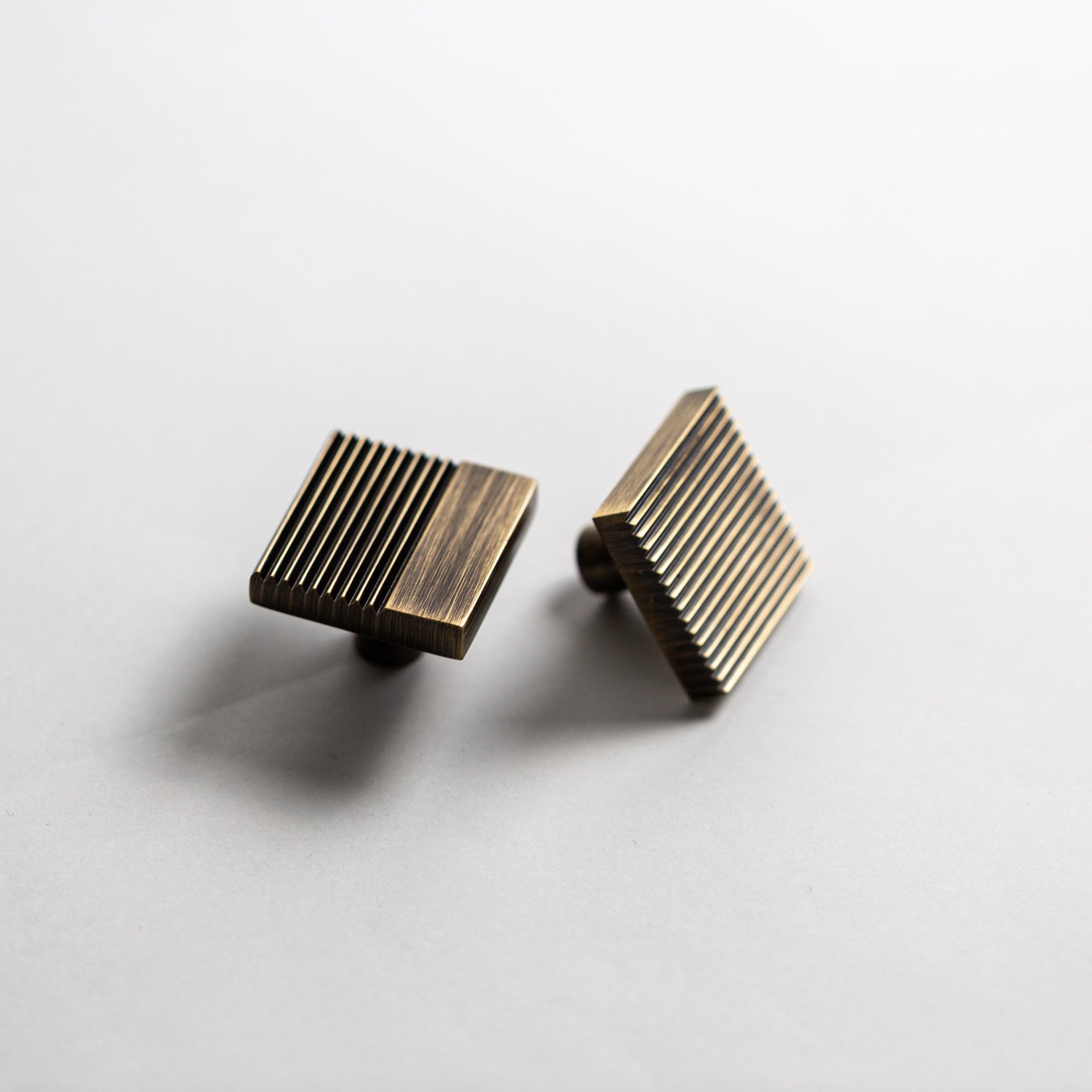 Rail Antique Brass Grooved Cabinet Knob, Solid Brass, Textured ...