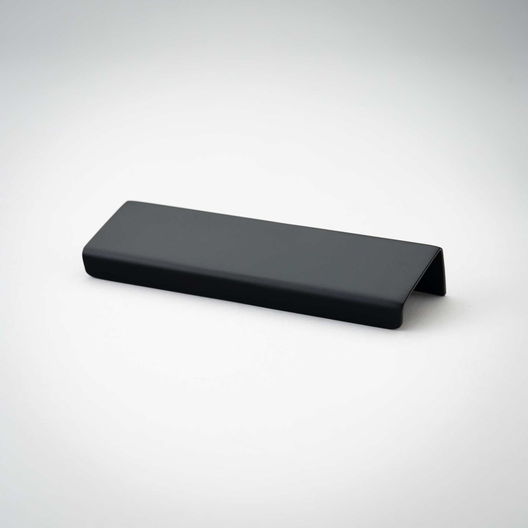 Verge Edge Pull, Solid Brass – Inspire Hardware